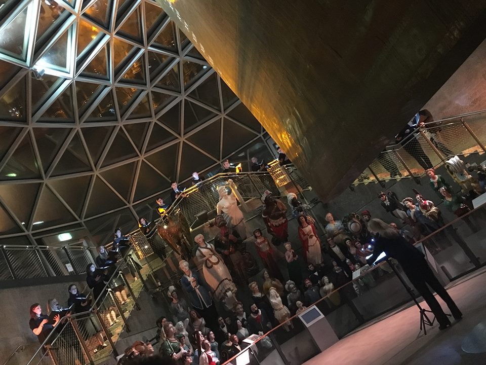 Planet Hugill: Vivid theatricality and stunning singing: Suzi Digby and ...