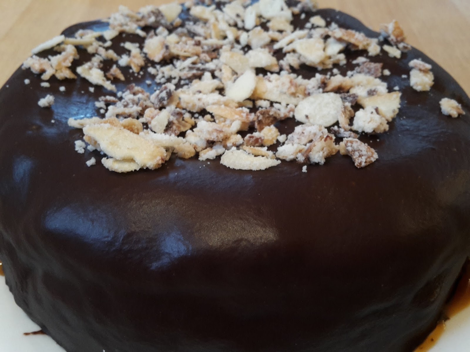 hungry hearts: Sticky chocolate cake with caramel filling