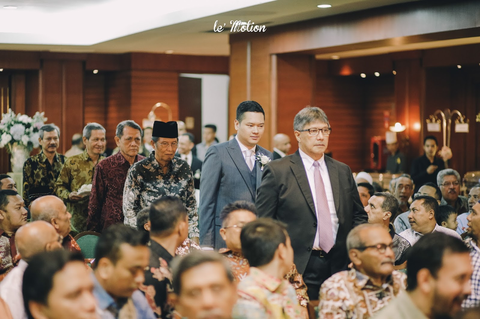 Le Motion Photo: Ikhsan & Diba's Glorious Batak Mandailing Wedding ...