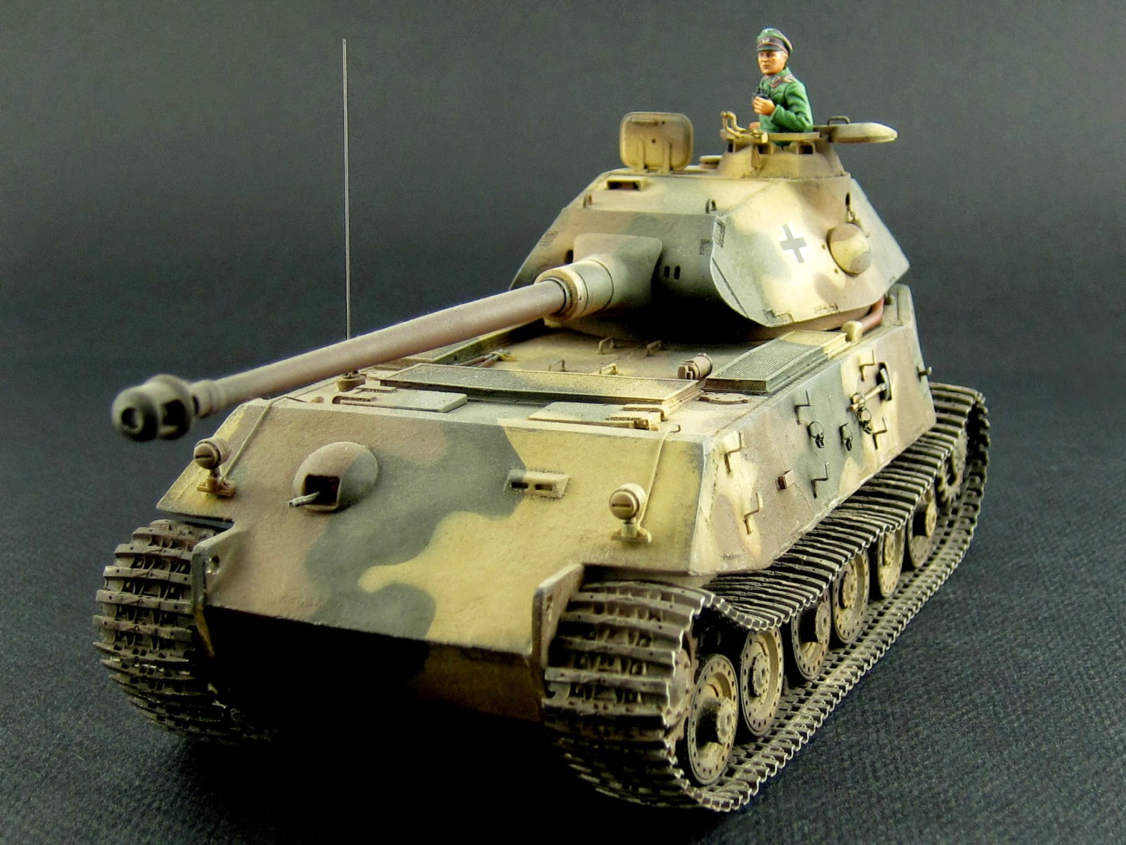 Victorious Secret's Modeling Blog: 1/35 Krupp VK4502(P)