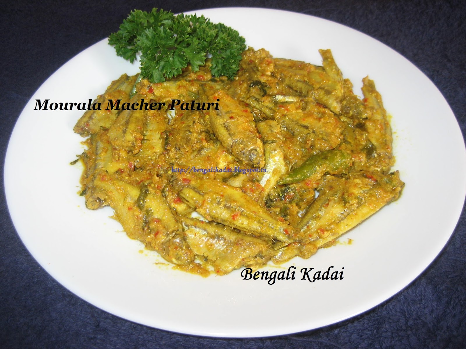 Bengali Kadai: Mourala Macher (Mola Carplet Fish)Paturi
