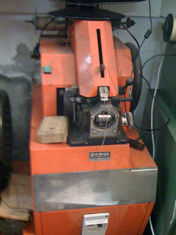 cordonnerie maroquinerie bagagerie sellerie: Les différentes machines à ...