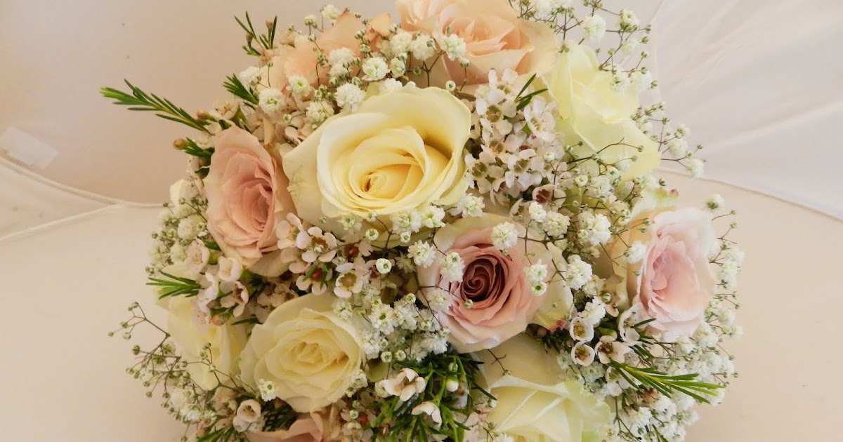 Sandra's Flower Studio.: Pretty Ivory and blush wedding flowers