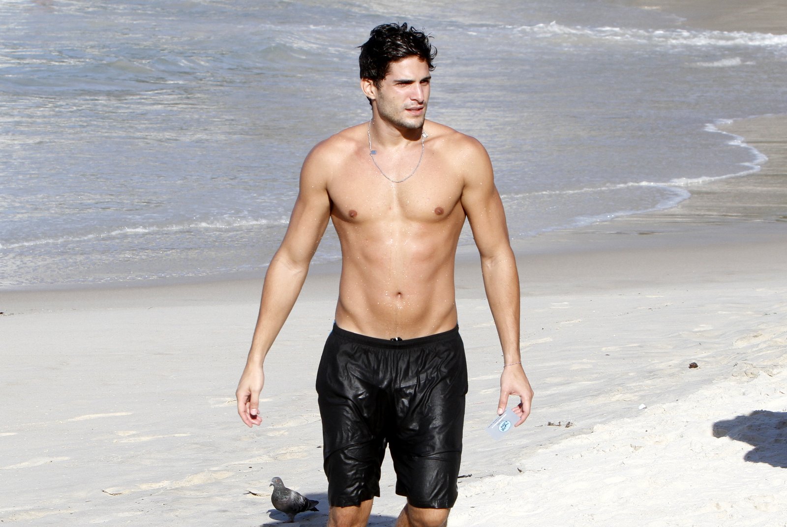 NOTÍCIAS: EGO / QUEM / Extra: Ex-BBB André faz stand up no Rio