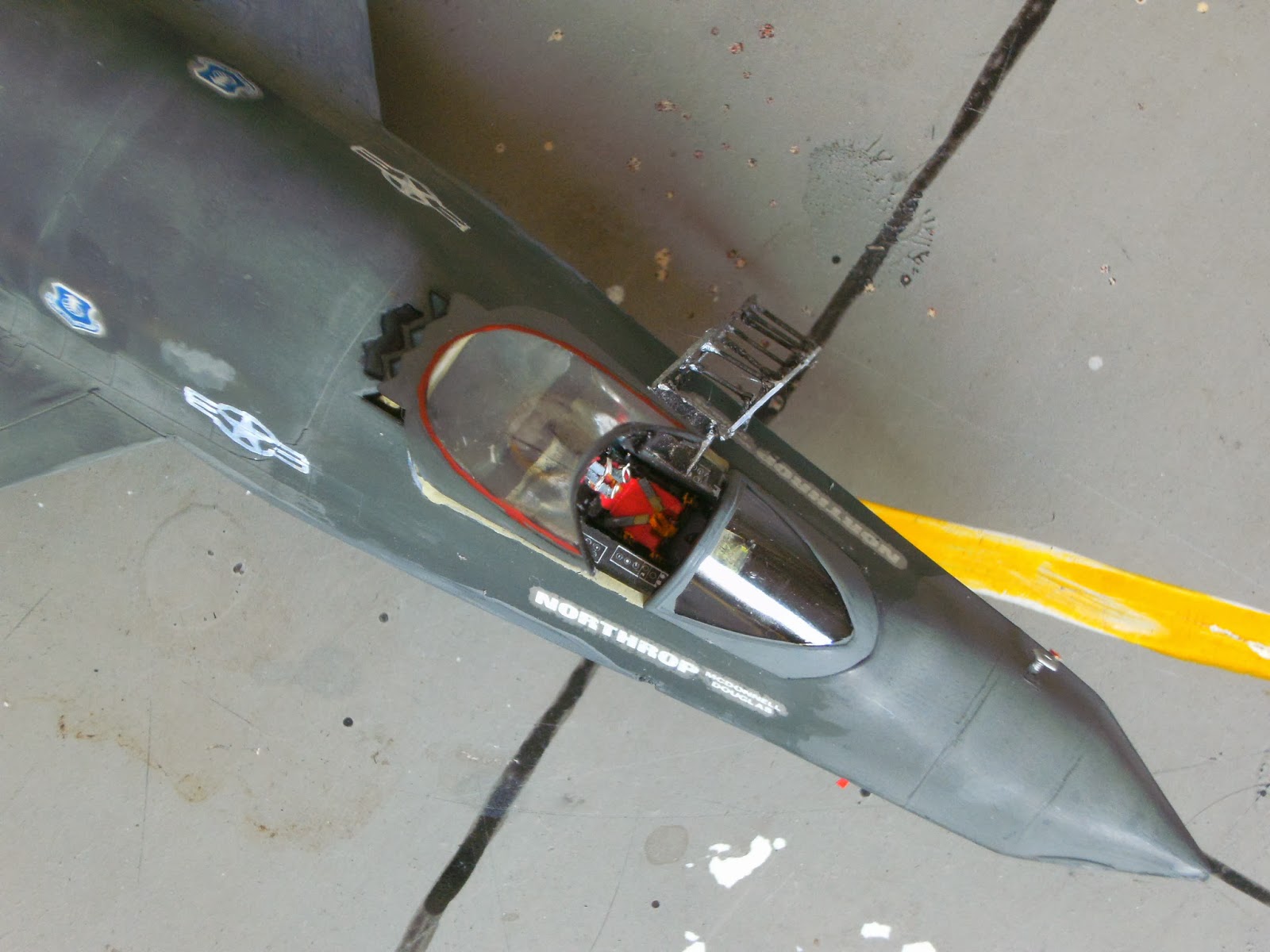 Happyscale-Modellbau: Northrop ATF-23 Black Widow II - Revell 1/72