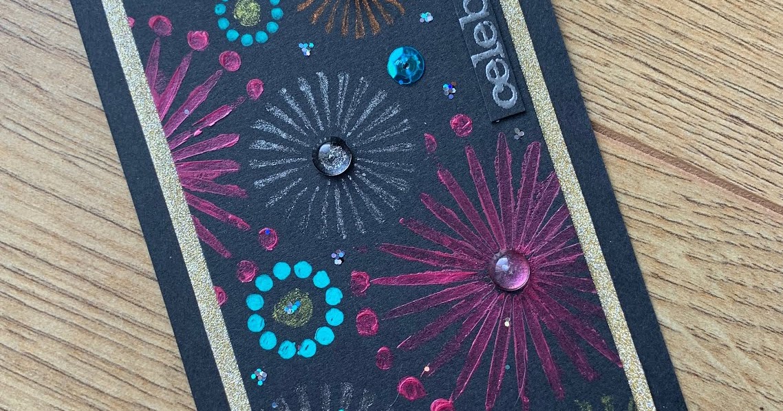 A Crafting Niche: Week 52 of the 52 Week Mini Art Card / Tag Challenge 2019