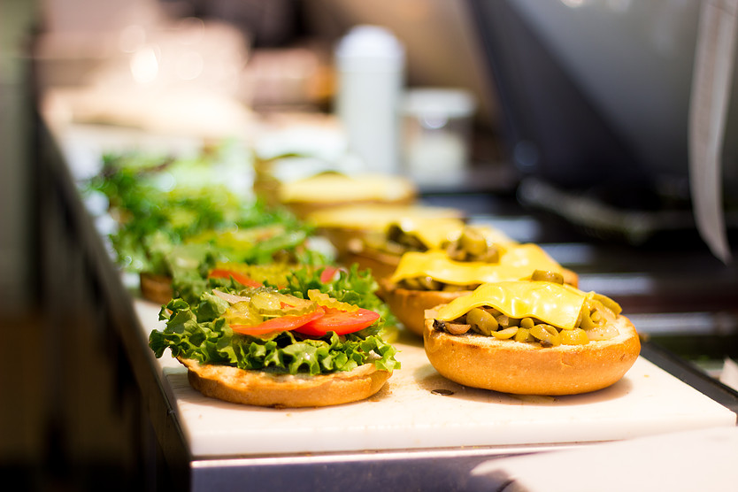 Great Dates Dallas A Taste Of Olive Burger great-dates-dallas-a-taste-of-olive-burger