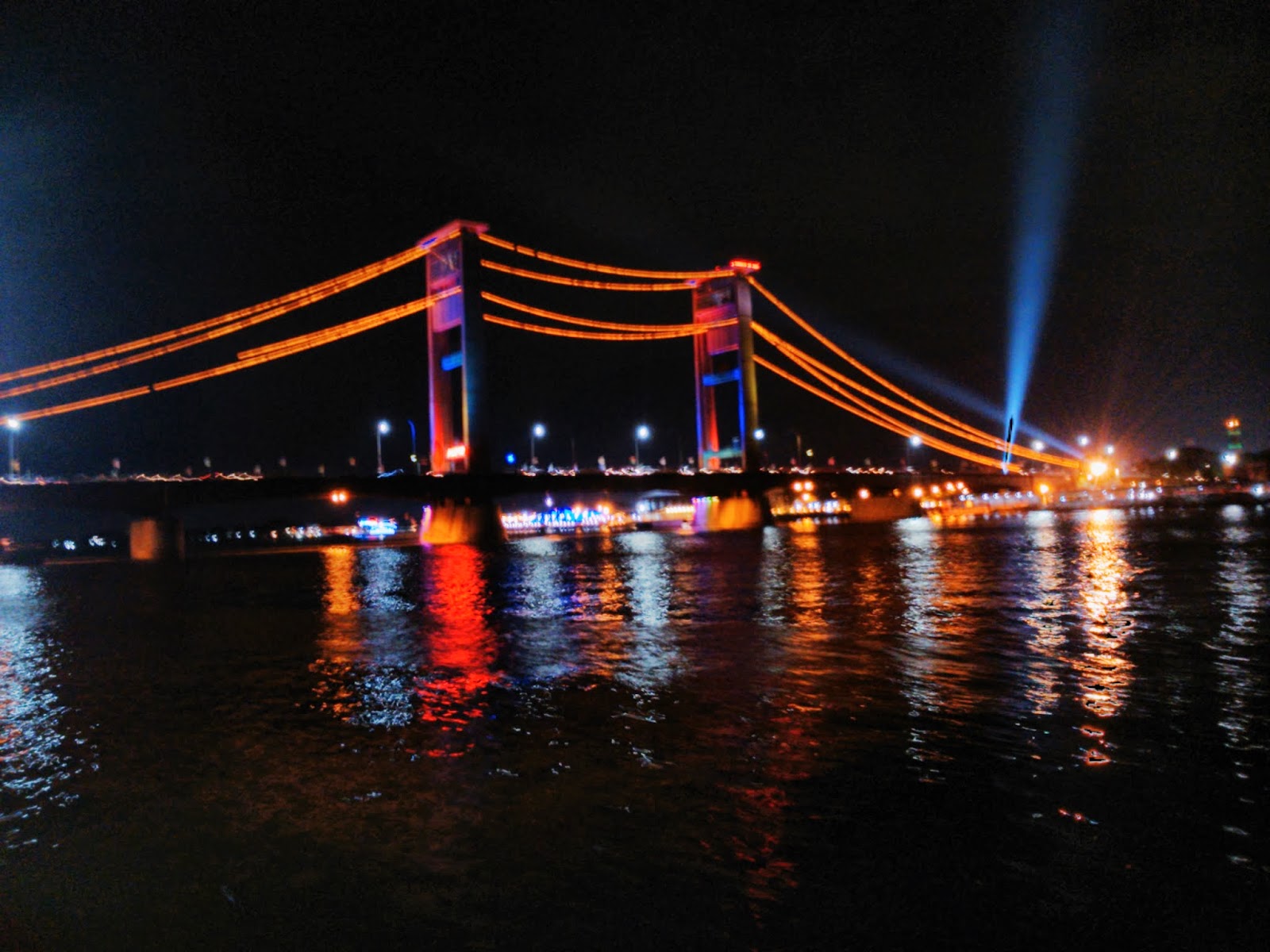 Meiriza Afriadi: Ampera Bridge (Jembatan Ampera-Palembang Indonesia)