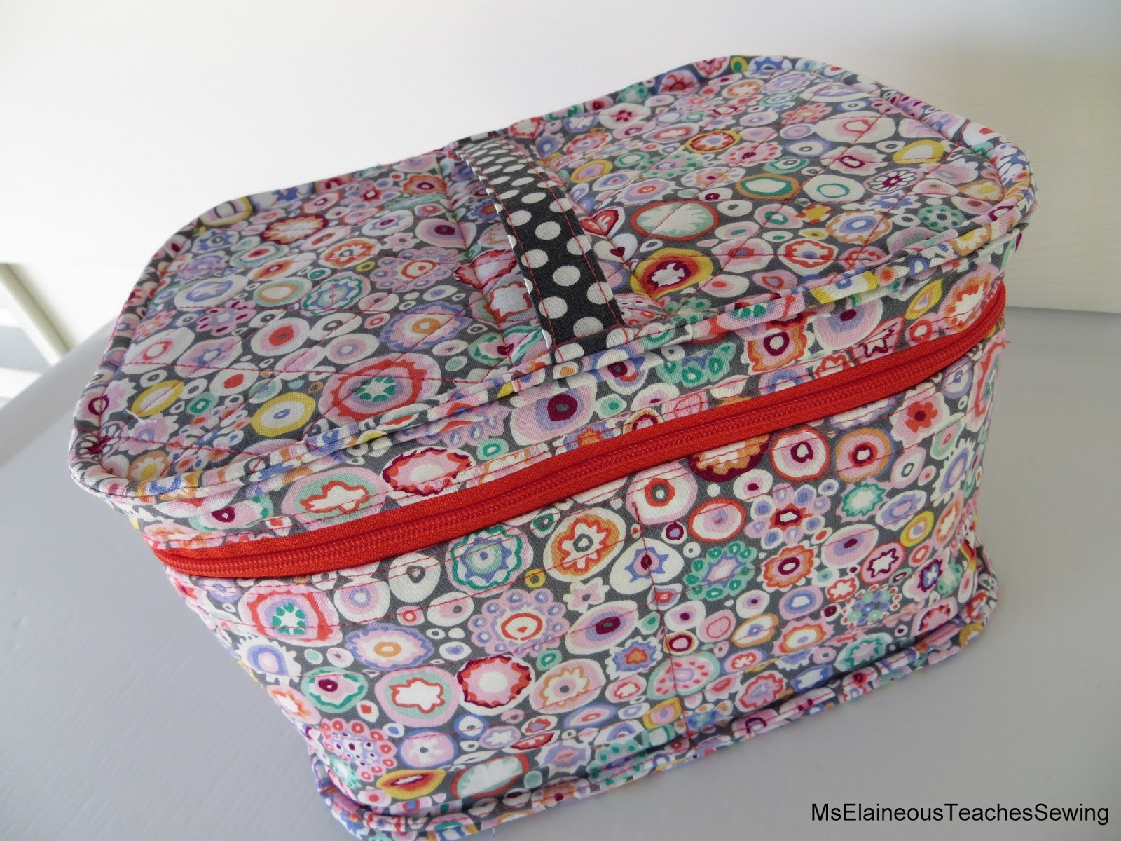 Ms. Elaineous Teaches Sewing: Understanding the Transit Tote