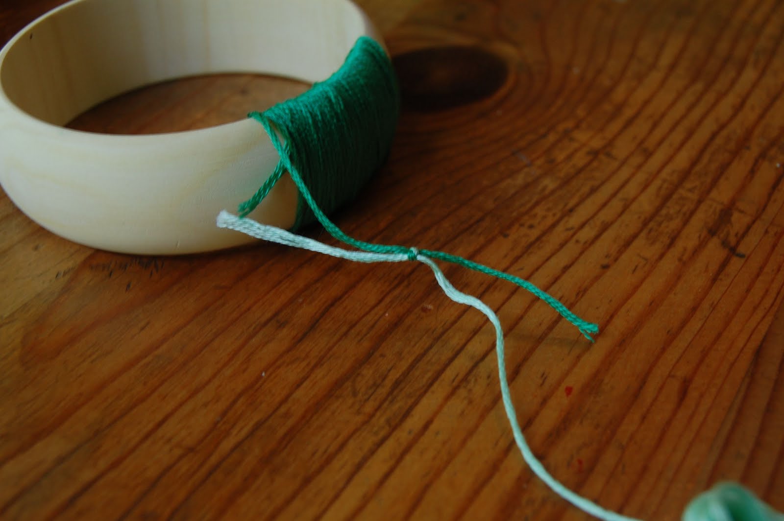 Just B: B Crafty: DIY Thread wrapped bracelet