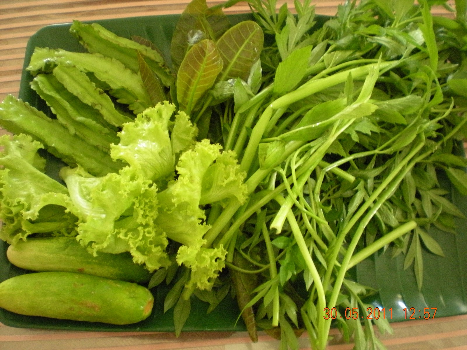 What's Cooking in KB?: Kelantan salads (ulam)