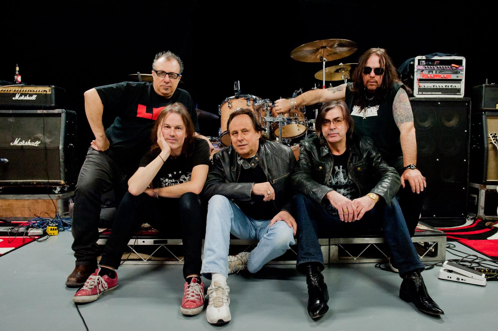 Magic Pop: Fallece Allan Fryer, cantante de la banda australiana de ...