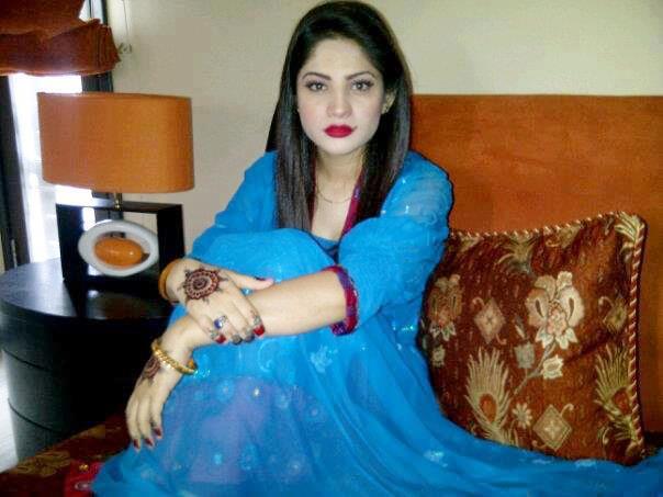 Pakistani Girls: Ayesha Gulzar