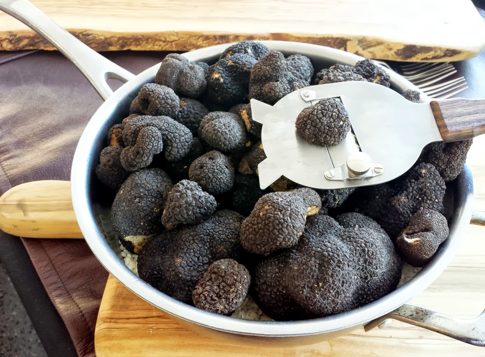 Being a Roving Twitter Reporter for Toronto Taste 2013 - Food Junkie ...