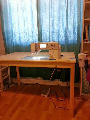 Sew E.T.: DIY Ikea Sewing Table Hack