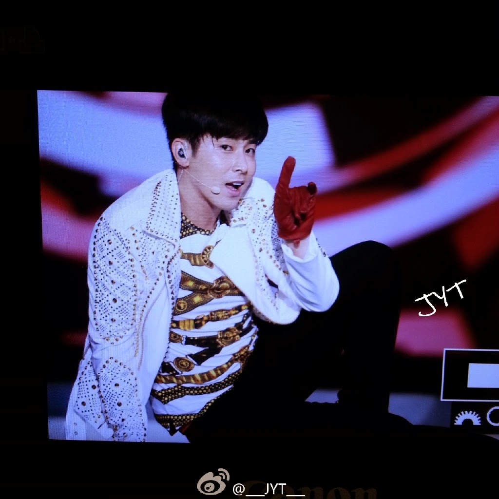 UKNOW PARADISE: [PIC] 150425 Yunho at TVXQ! Special Live Tour - T1ST0RY ...