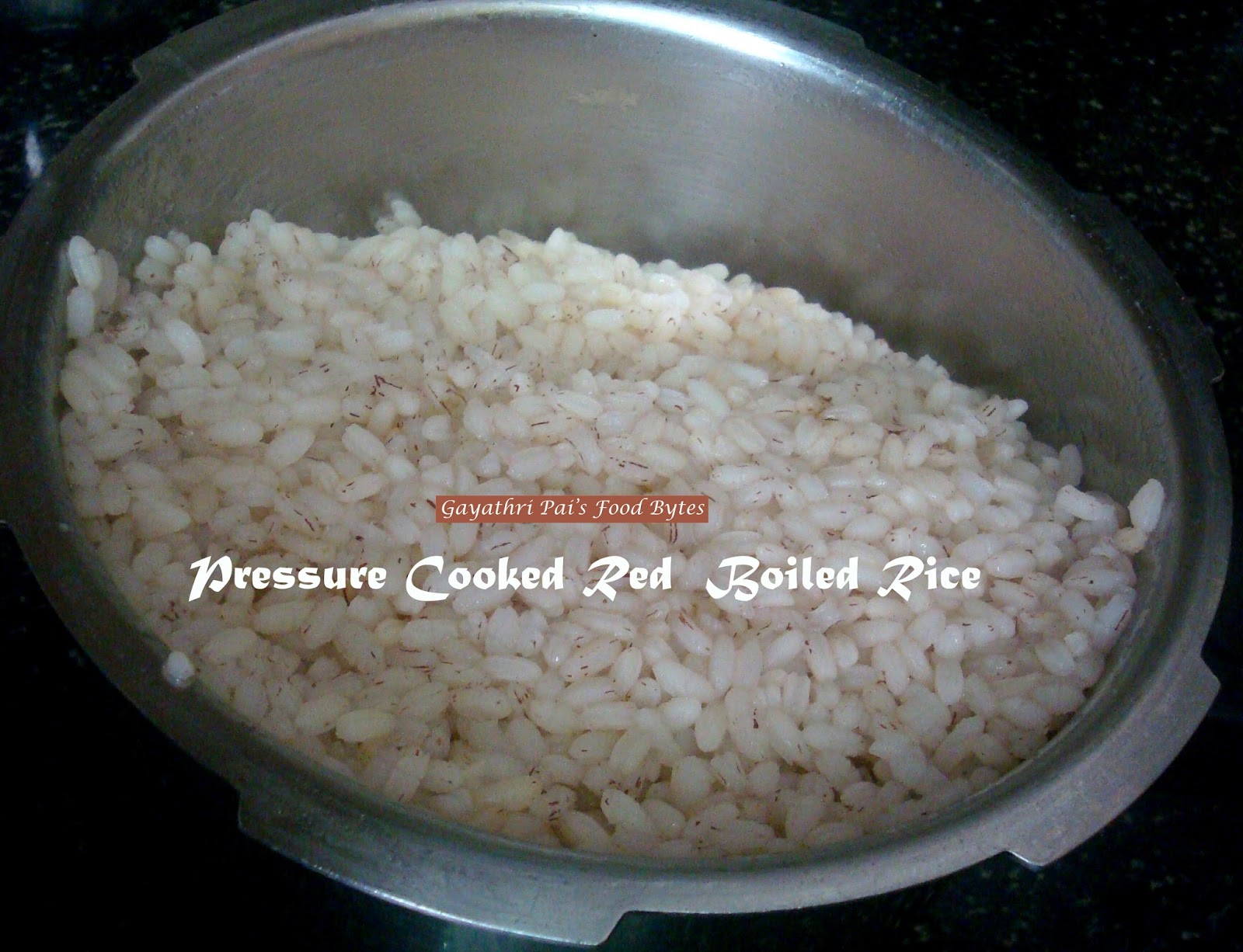 Gayathri Pai's Food Bytes: Cooking Red Boiled Ukda Rice And Pejja.