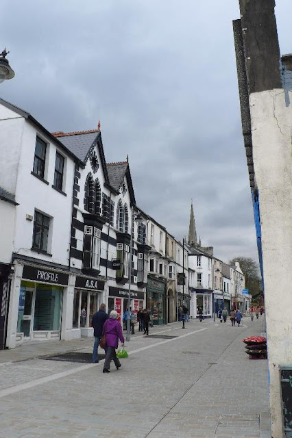 A Canadian in Cardiff: April in Aberdare