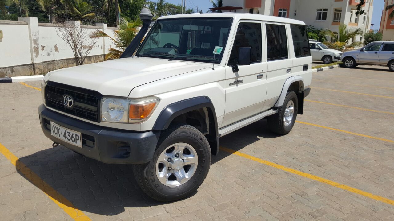 NairobiMail: TOYOTA LAND CRUISER FJ76 STW 2009 DIESEL 4200cc MANUAL 7 ...