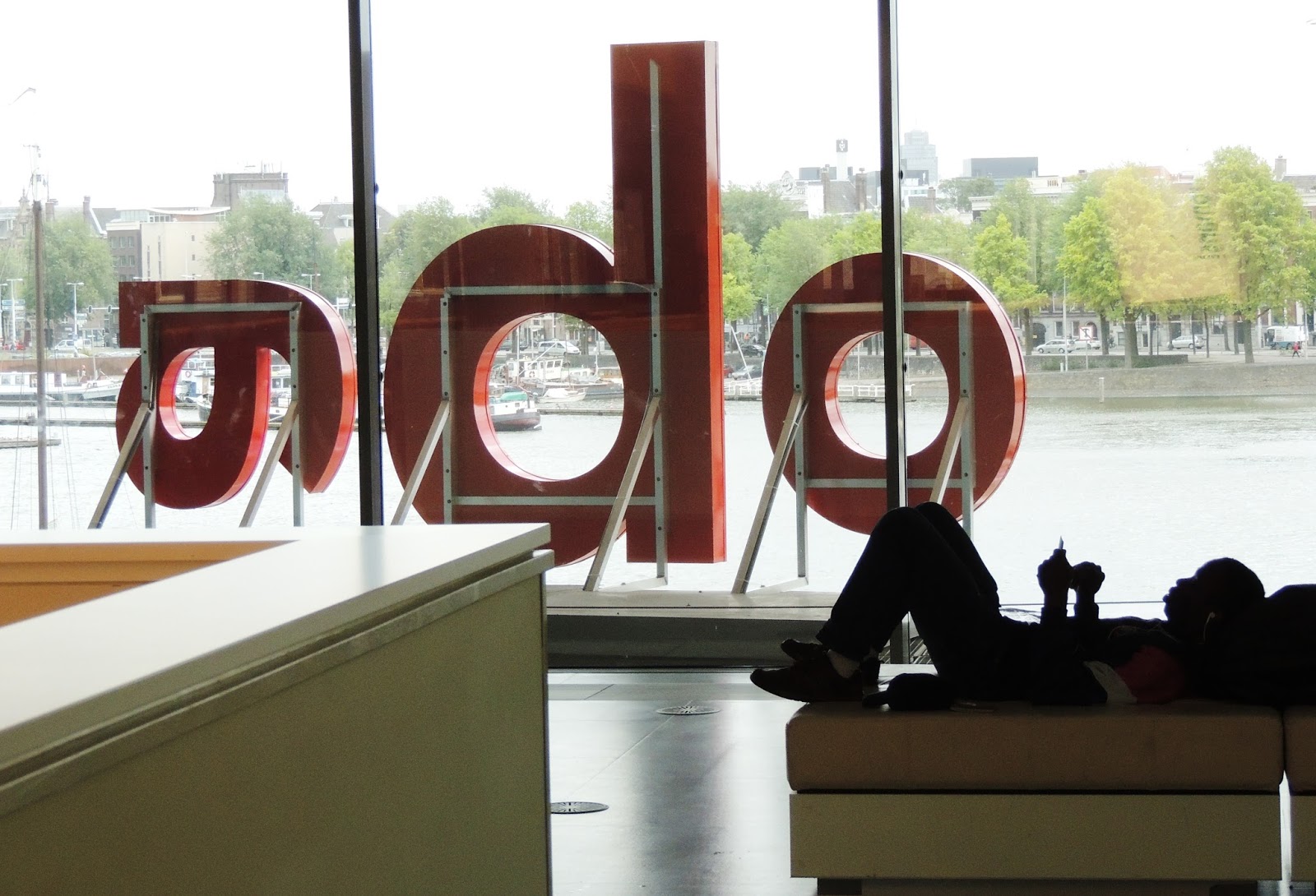 OBA - OPENBARE BIBLIOTHEEK AMSTERDAM