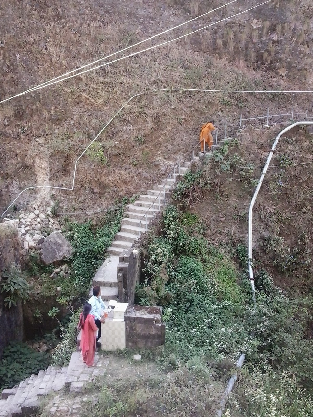 Travel to Places: Kamlah Fort of Mandi