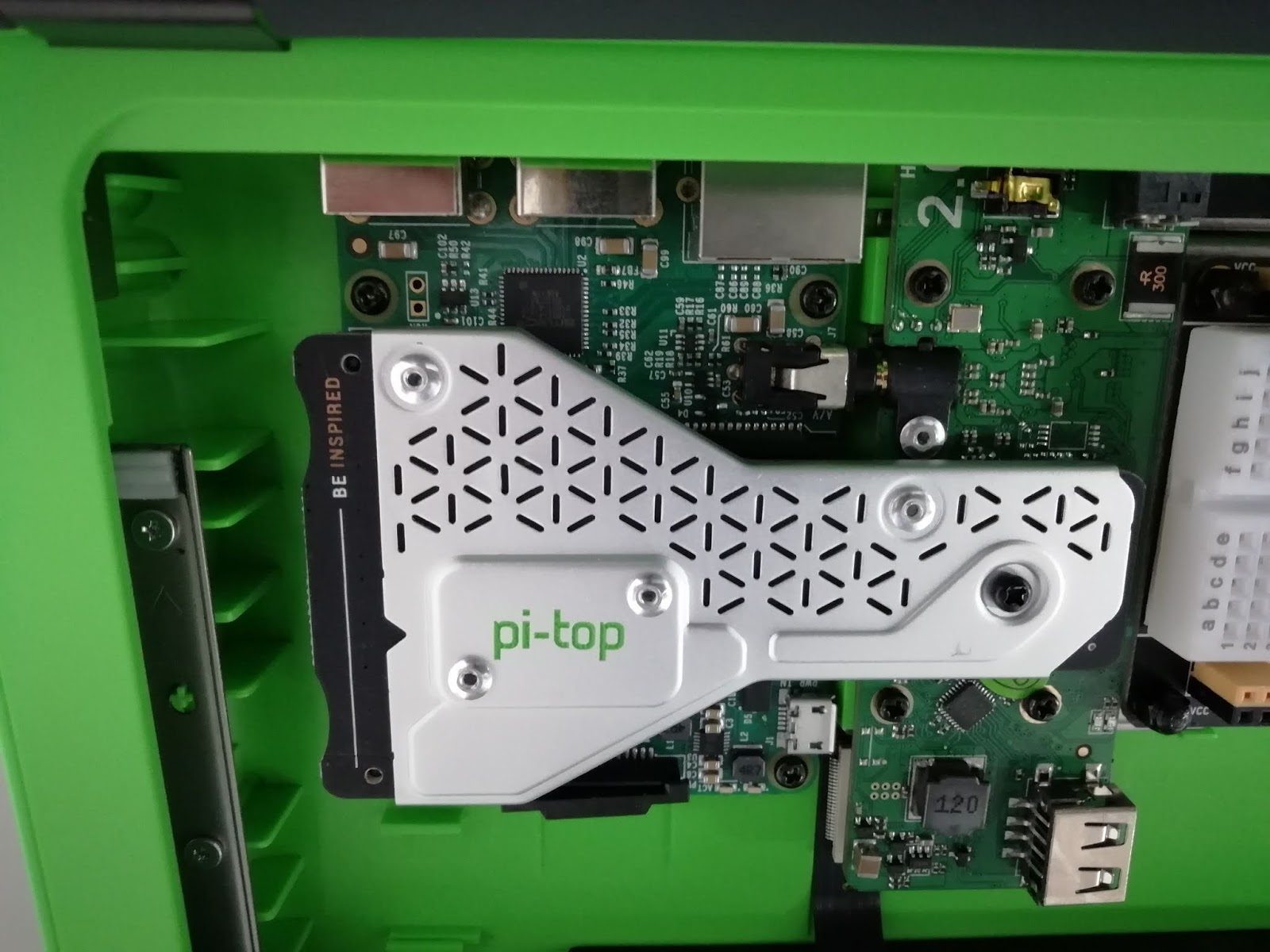 neuralassemblyのメモ: pi-top v2を購入してStretch系列のpi-topOSで使ってみた