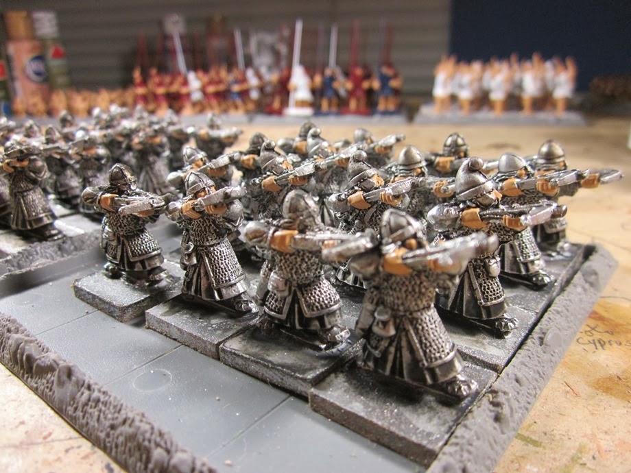 Tides of War: Paint Bench 28mm Dwarfs with crossbow from Sgt Major ...