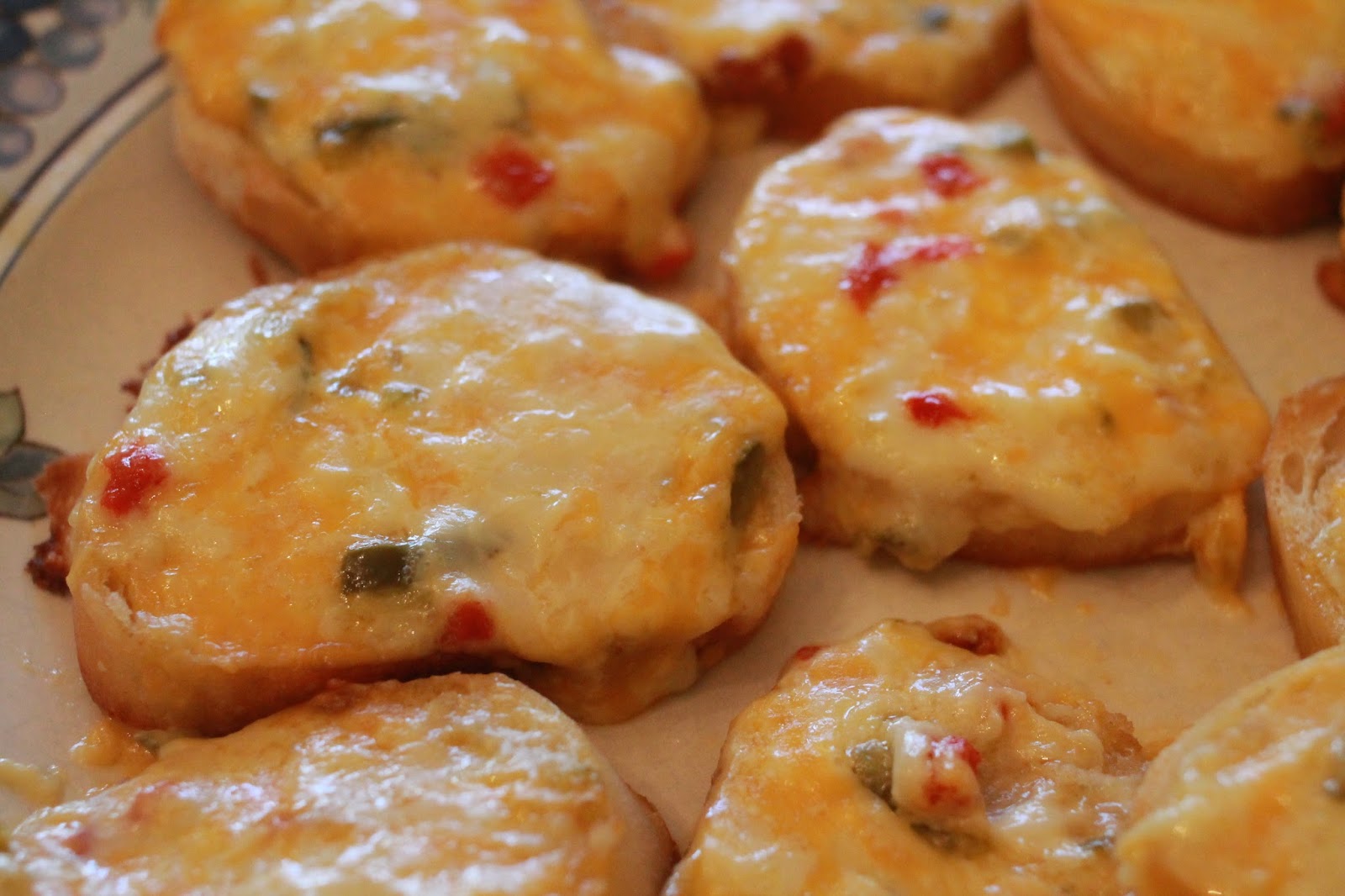 A Mom's Life: Beth's Pepper Jack Pimento Cheese Toast Recipe