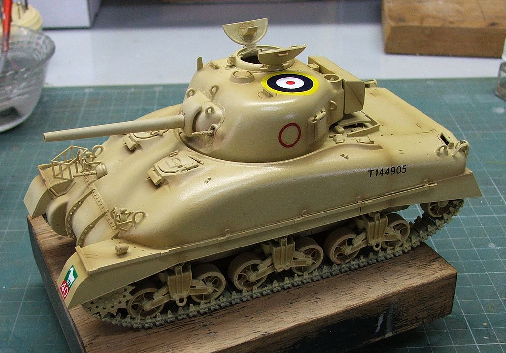 Panzerserra Bunker- Military Scale Models in 1/35 scale: Sherman II ...
