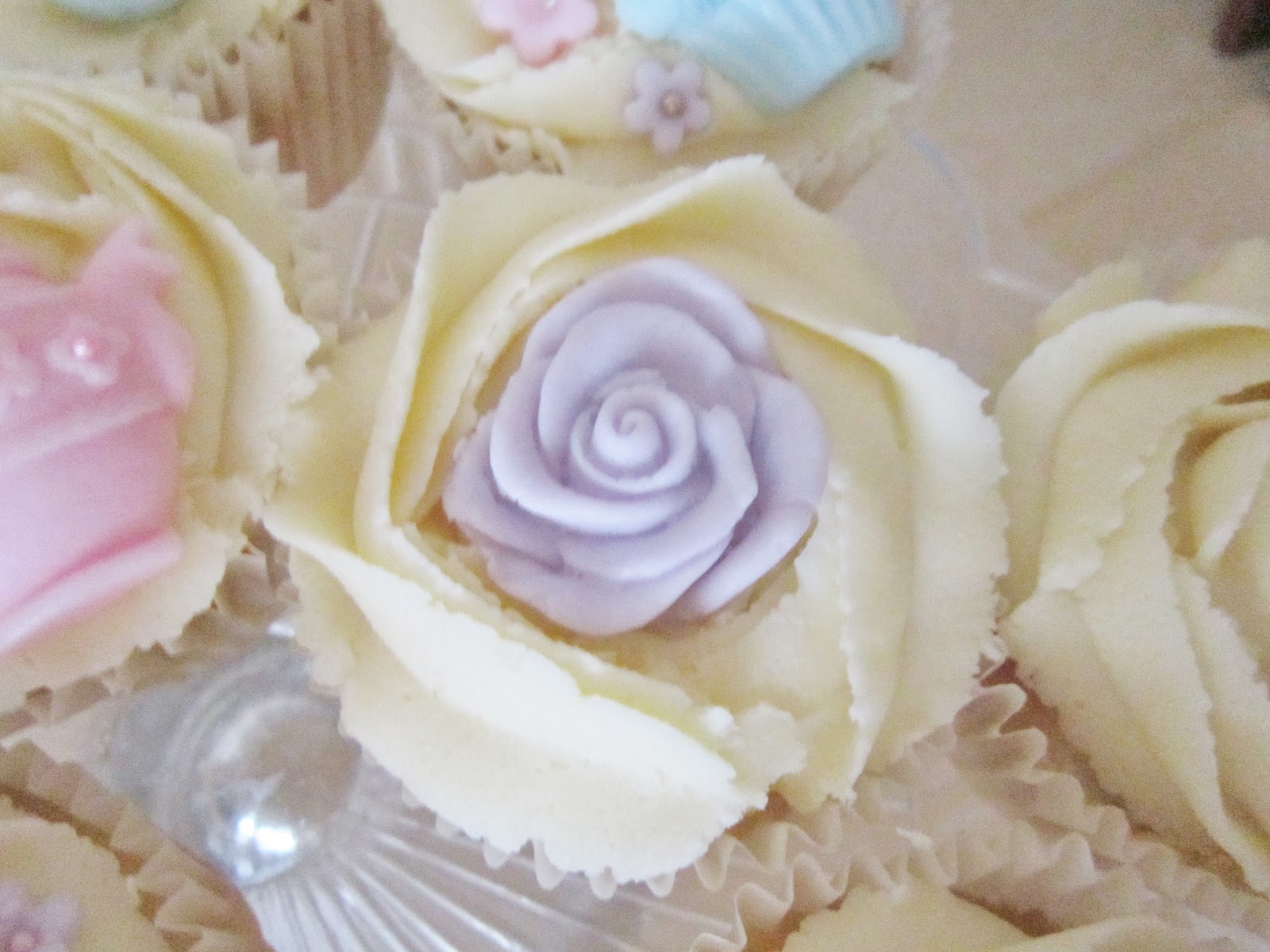 Tea Party Cupcakes for Macmillan Cancer Support ♥ - Victoria's Vintage ...