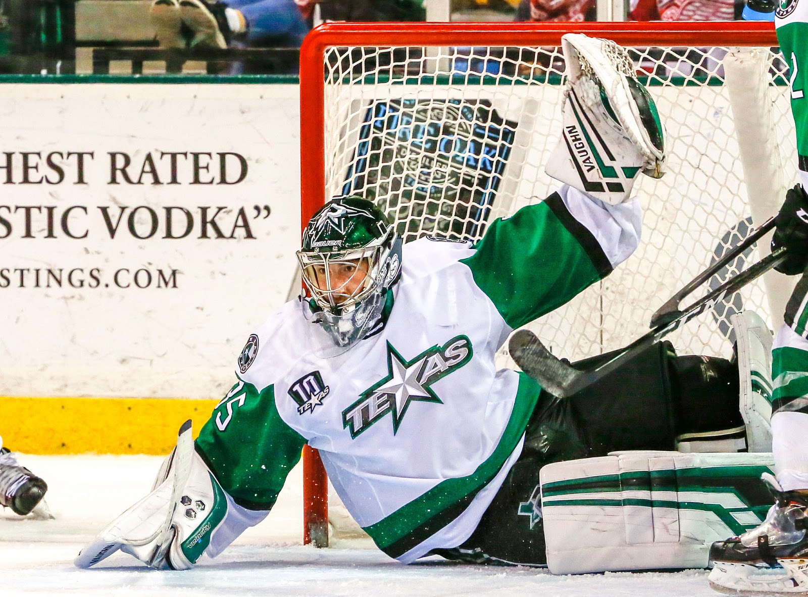 Texas Stars Regain Landon Bow in Net Ahead of Big Weekend