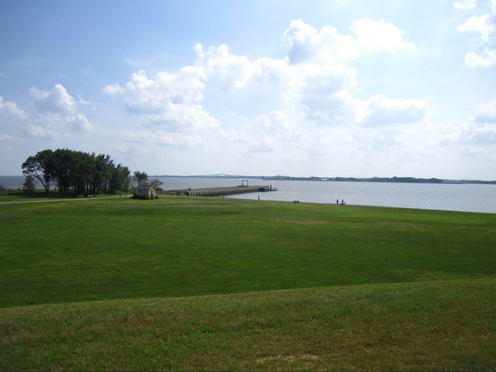 Burnin' Up The Road!: Fort Mott State Park