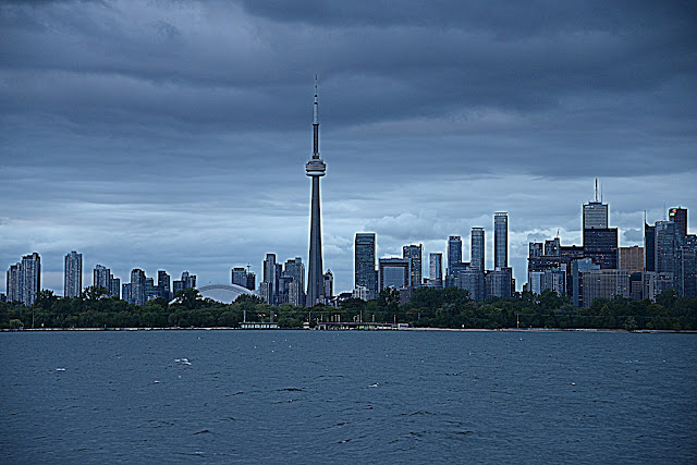 Bert's Travels: Toronto Skyline