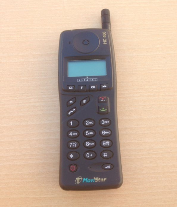 mi colección de teléfonos...: TELÉFONO CELULAR