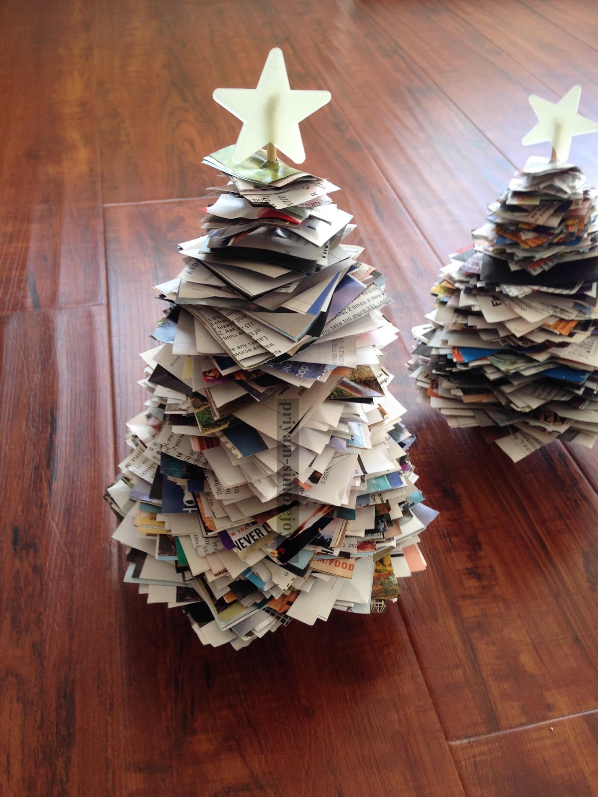 SimpleJoys: Paper Christmas Tree
