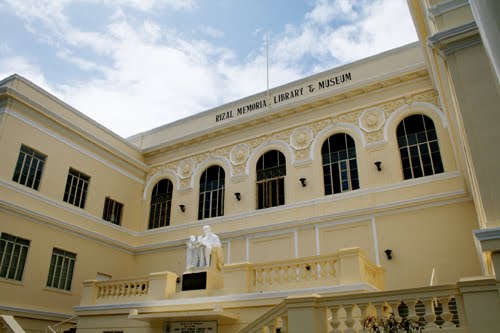 PH's first 24/7 Public Library launches in Cebu City