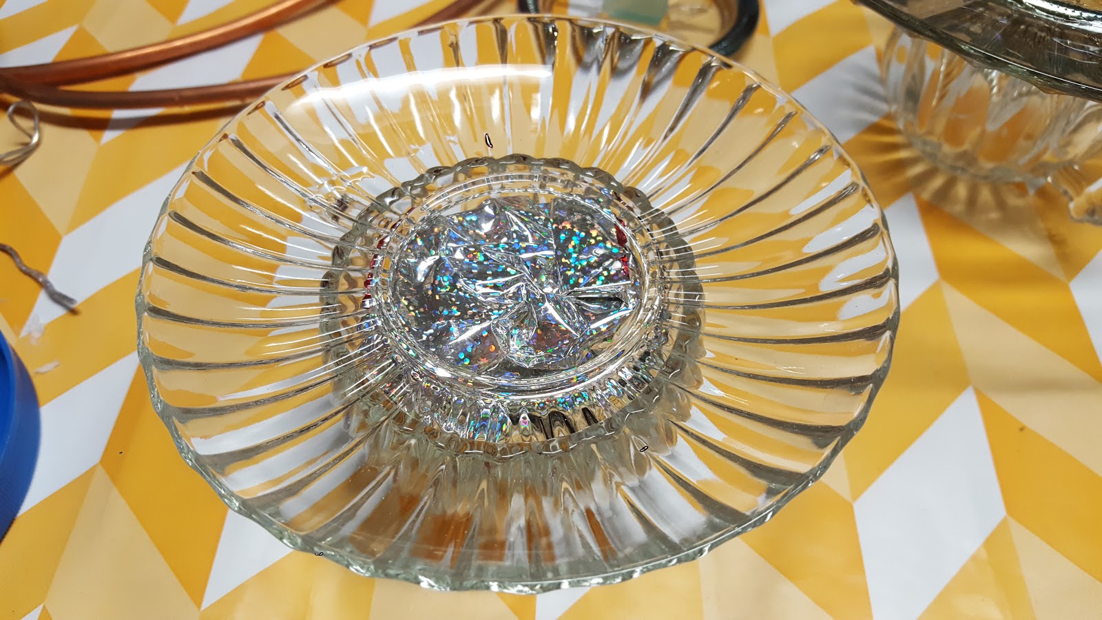 Glass Plate Flower DIY