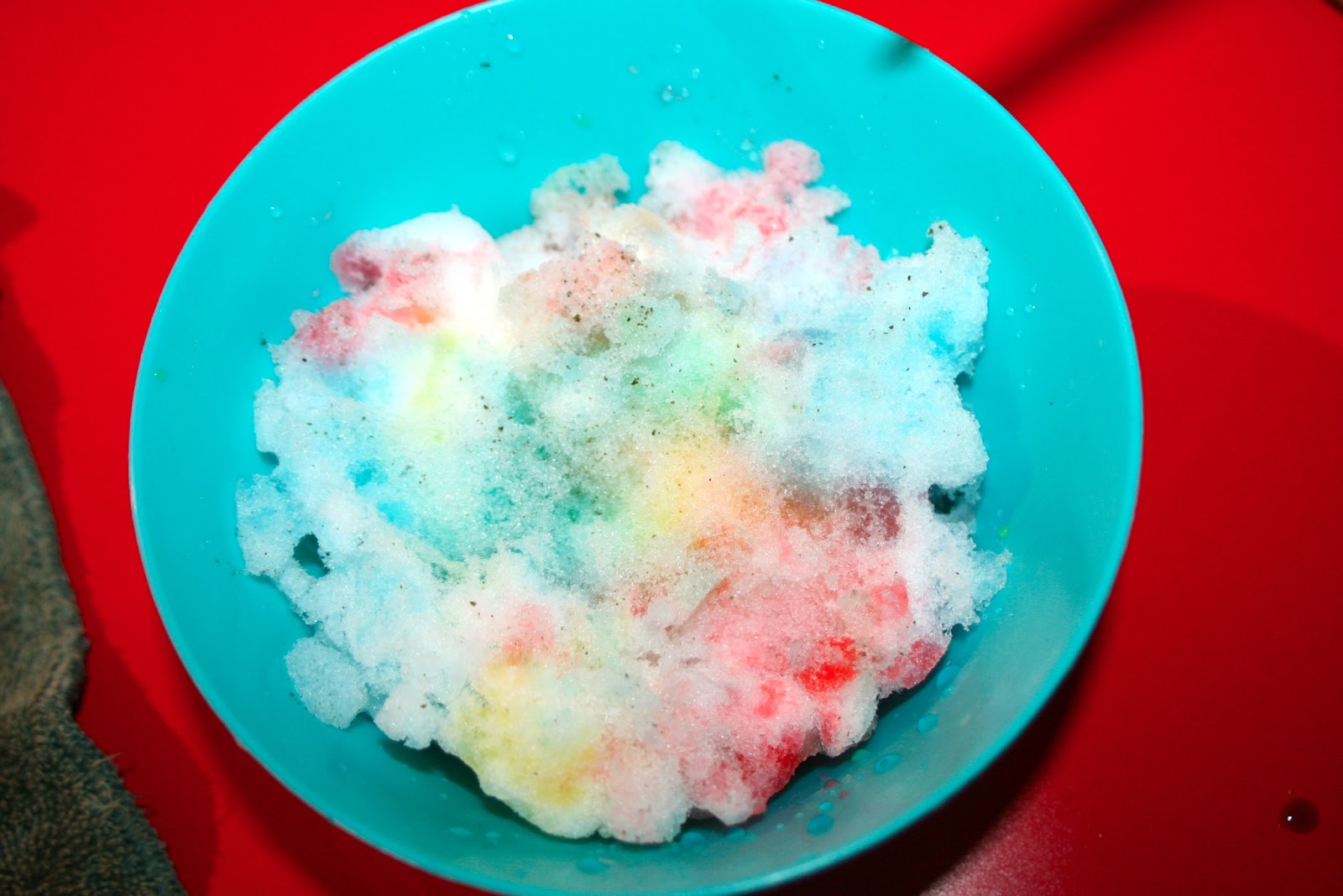 HomeSchoolingGarden: Snow coloring