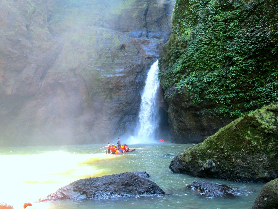 Mhai's Playground: Pagsanjan Falls via Vertical Trek