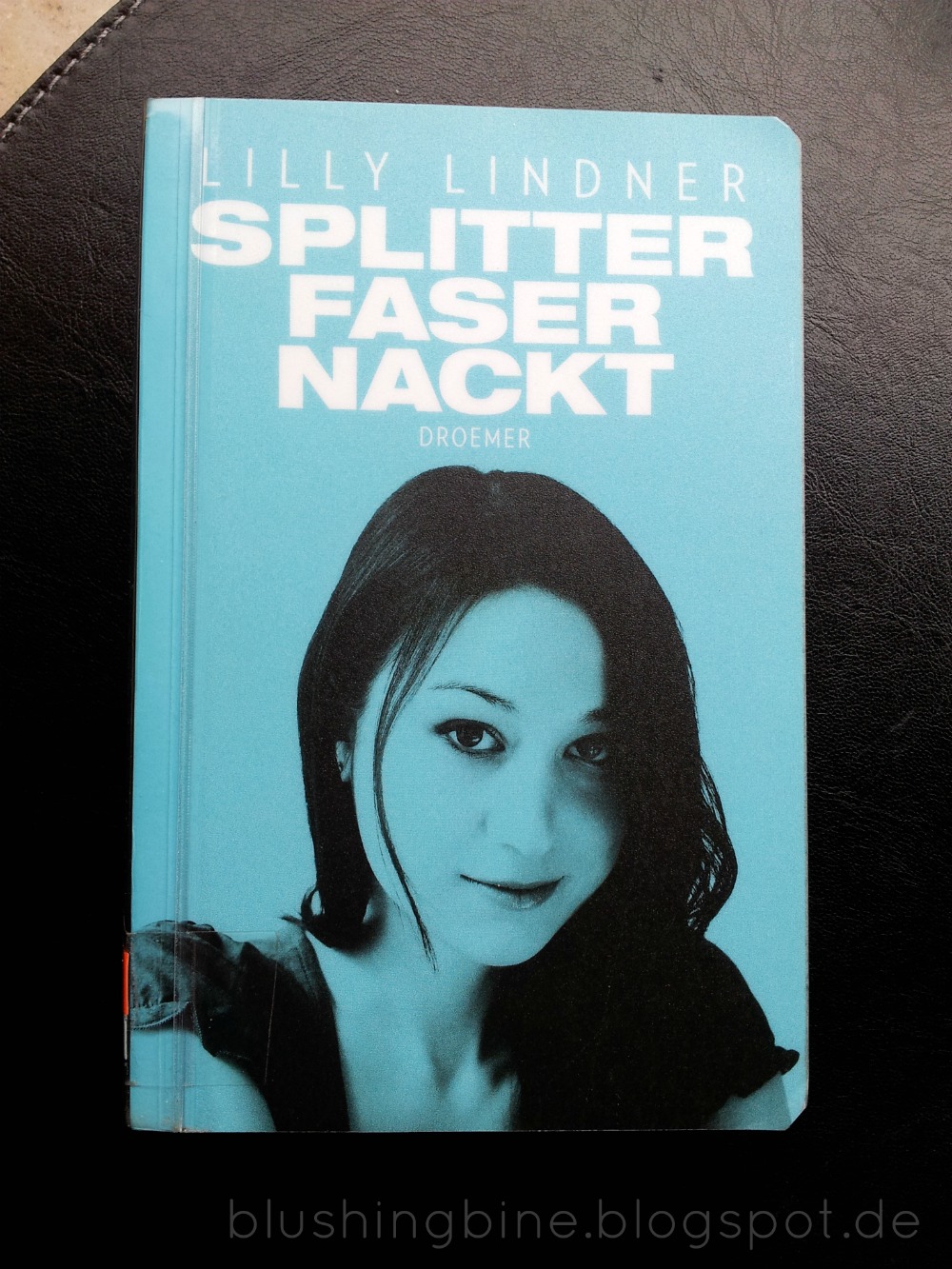 BlushingBine: [Buchrezension] Splitterfasernackt