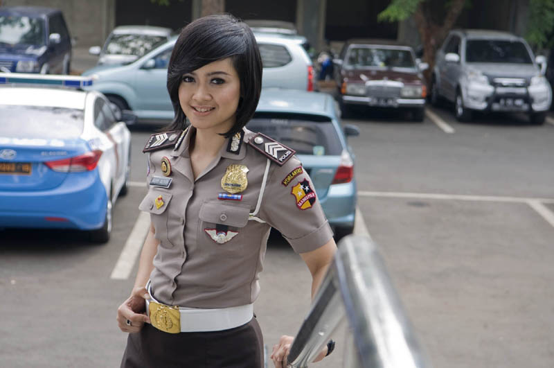 Polwan Cantik Avvy Olivia Galeri Foto Cewek Abg Igo Artis Cantik Toge Tante Narsis Kumpulan