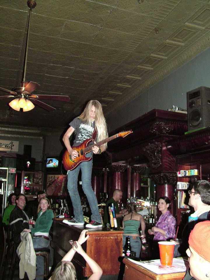 Salada Rock ®: [Rápidas] - Será REALMENTE Nick Sterling o NOVO Randy ...