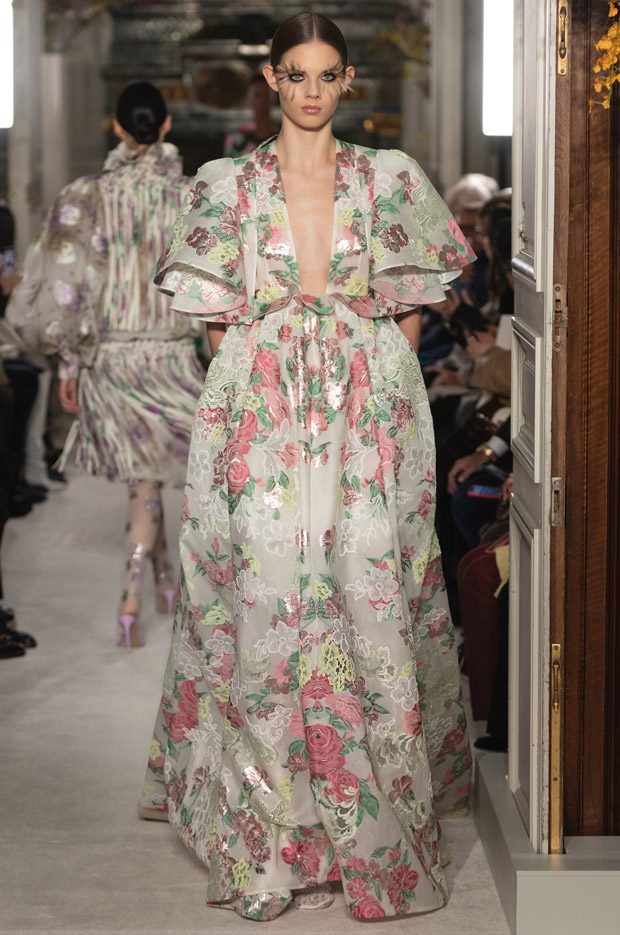 Valentino - Spring Summer 2019 ~ Mad Moda