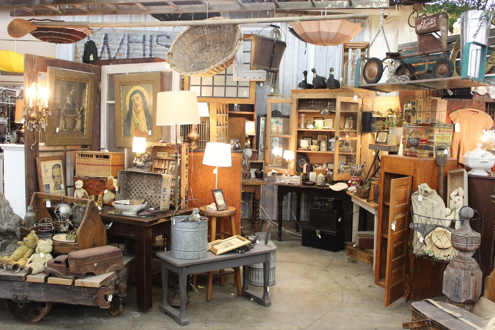 Monticello Antique Marketplace: Your #1 Place to Shop in Portland...