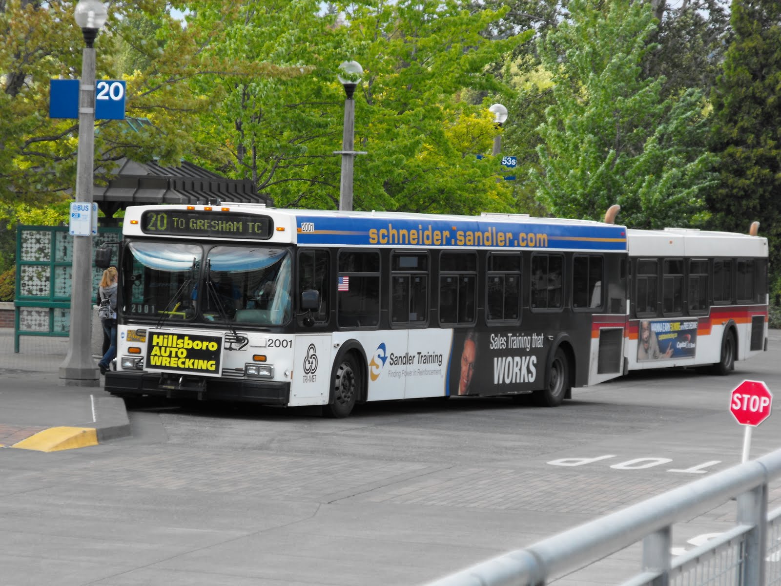 RANTINGS OF A FORMER TRIMET BUS DRIVER: TriMet D40LF 2001 at Beaverton ...