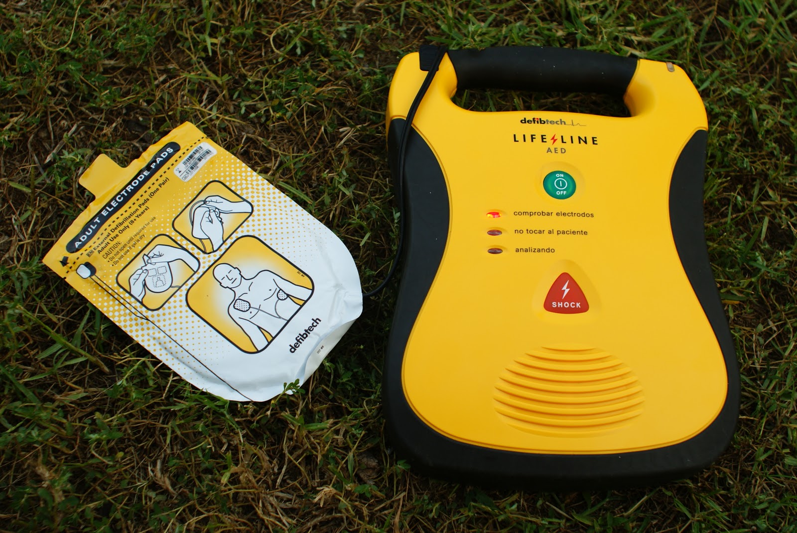 Instituto Andaluz de Cardioprotección: ¿Sabes lo que es un DEA (AED)?