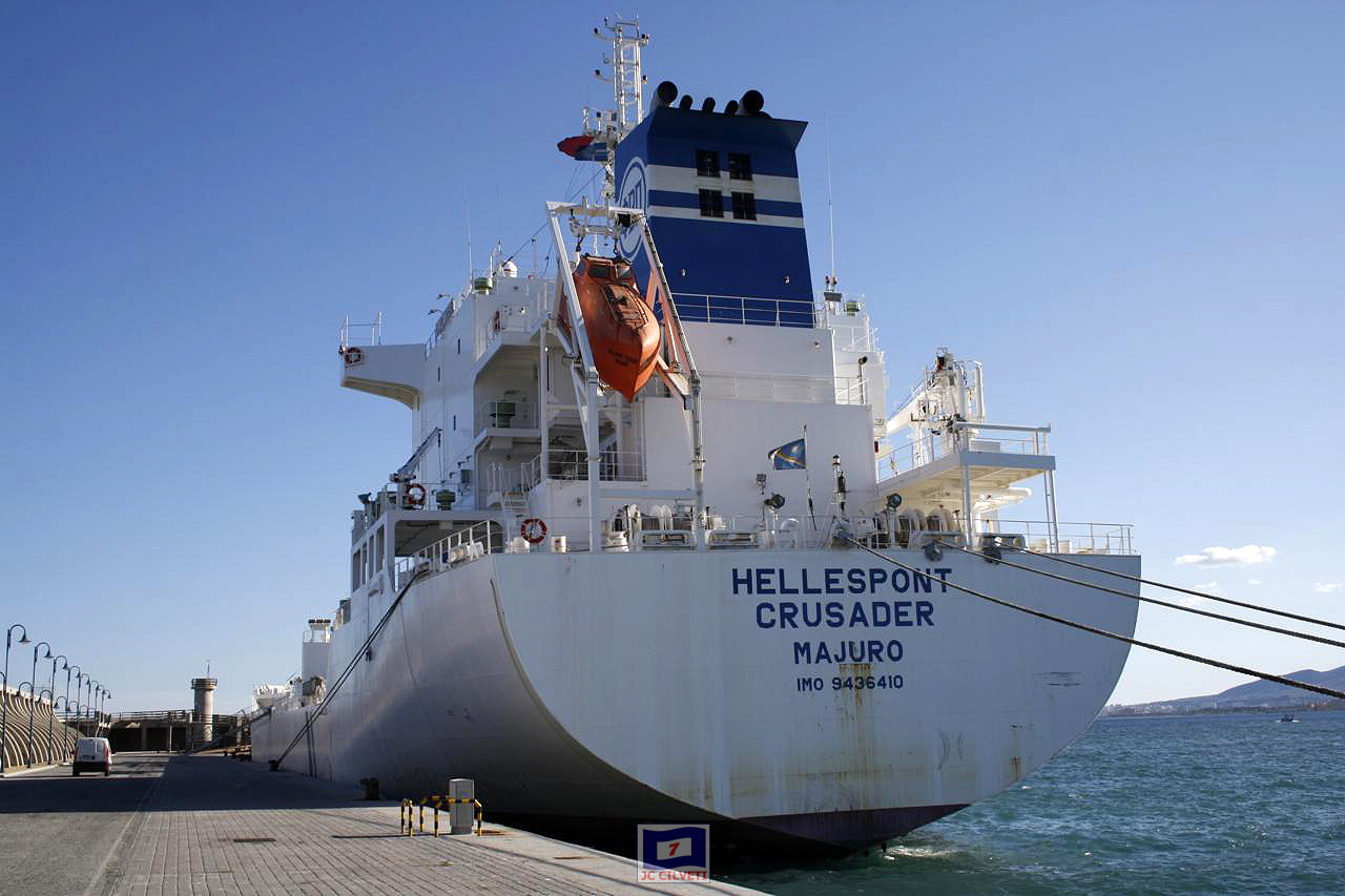 Málaga Marítima: El tanque químico HELLESPONT CRUSADER averiado en Málaga