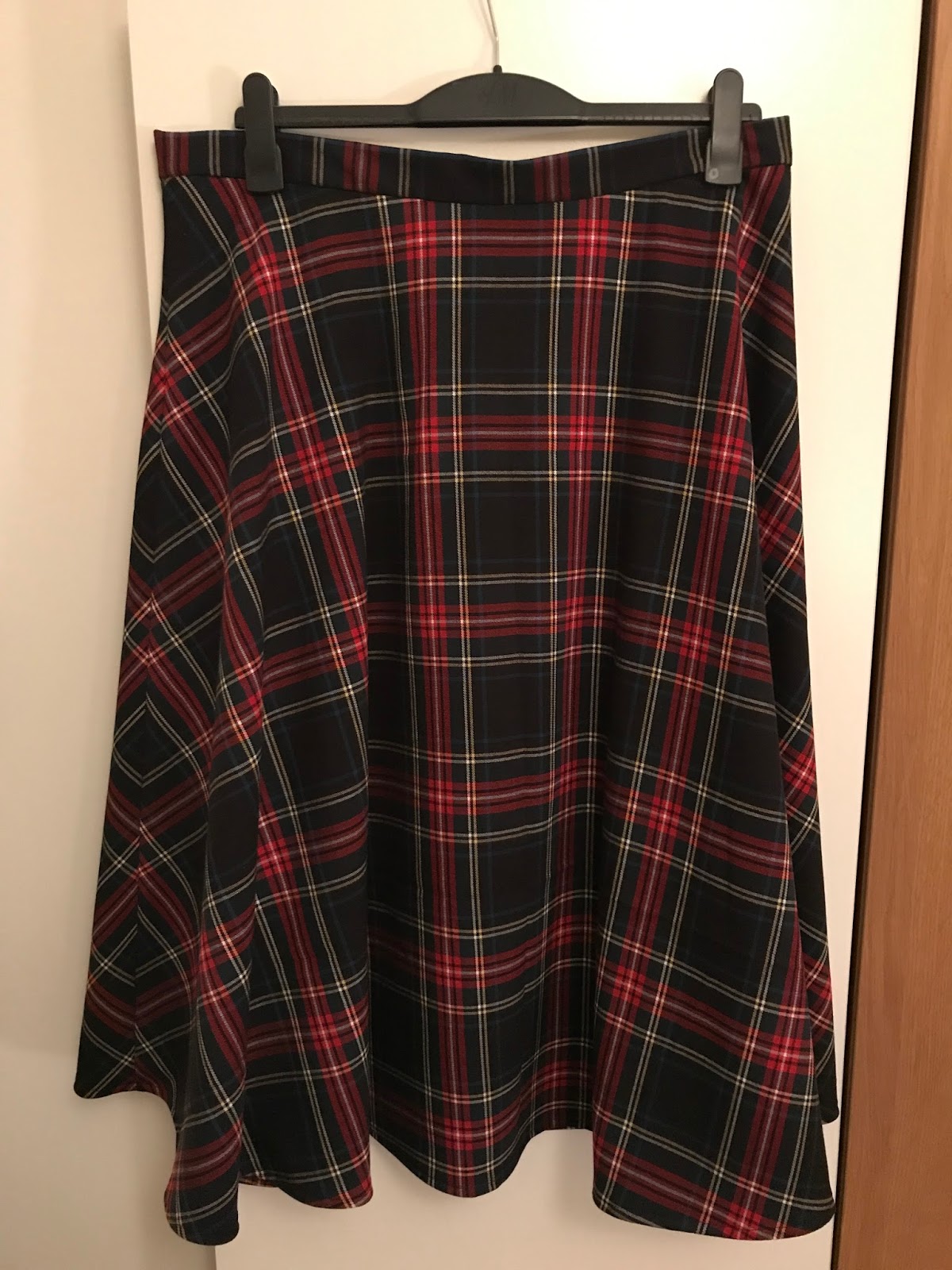 A Tale of Two Skirts - A Review of Simplicity 8250 | Tips From My Nan