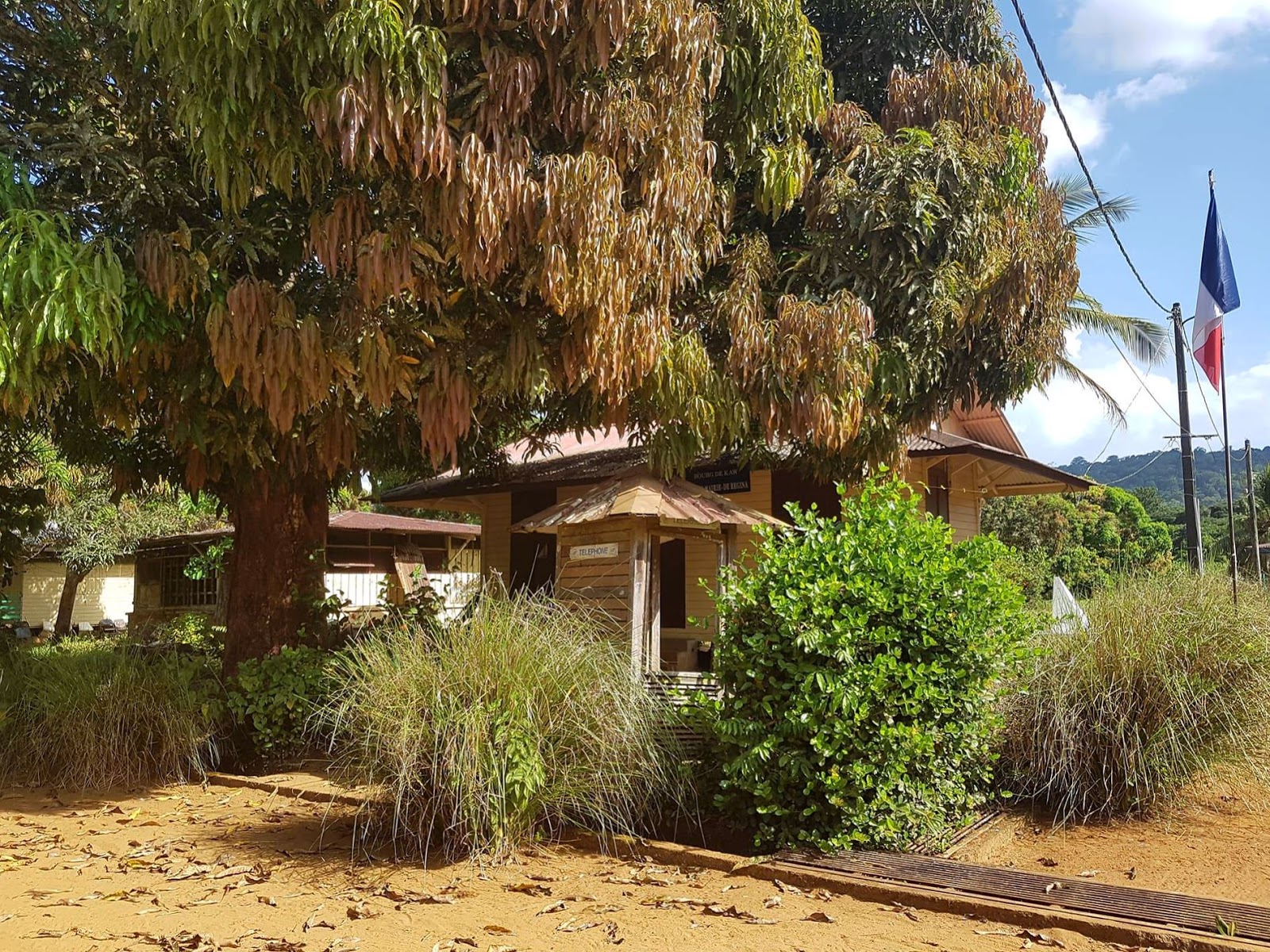 Guyane : Une visite au village de Kaw - Les rêveries d'Isisya