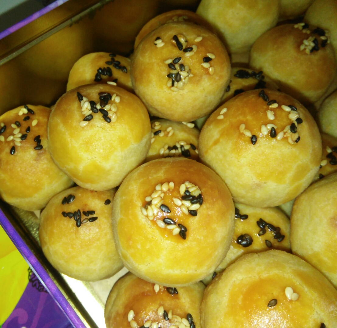 Cooking Pleasure: MINI CHEESY SHANGHAI MOONCAKES [上海月饼]